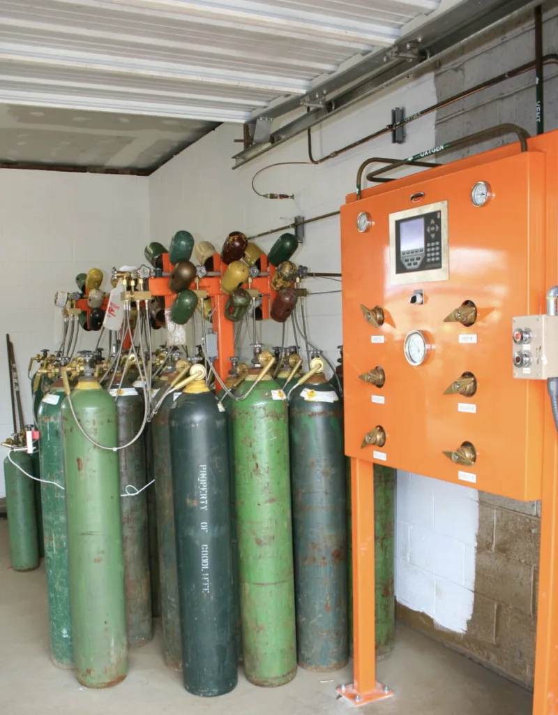 Fully Automated Helium Tube Trailer Filling - Gerhart